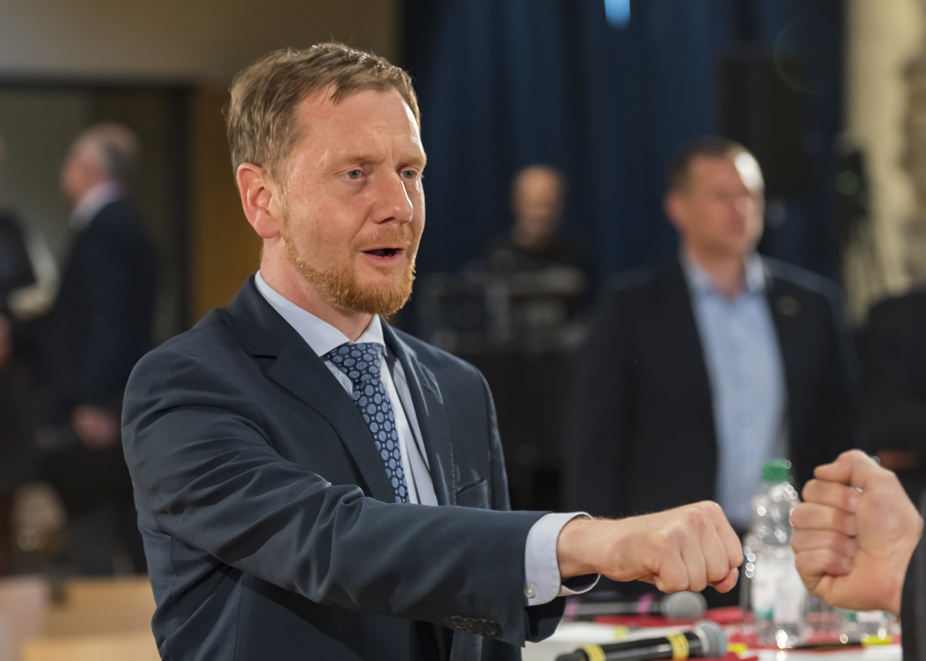 Premier Saksonii Michael Kretschmer chce „zamrozić” wojnę na Ukrainie ...